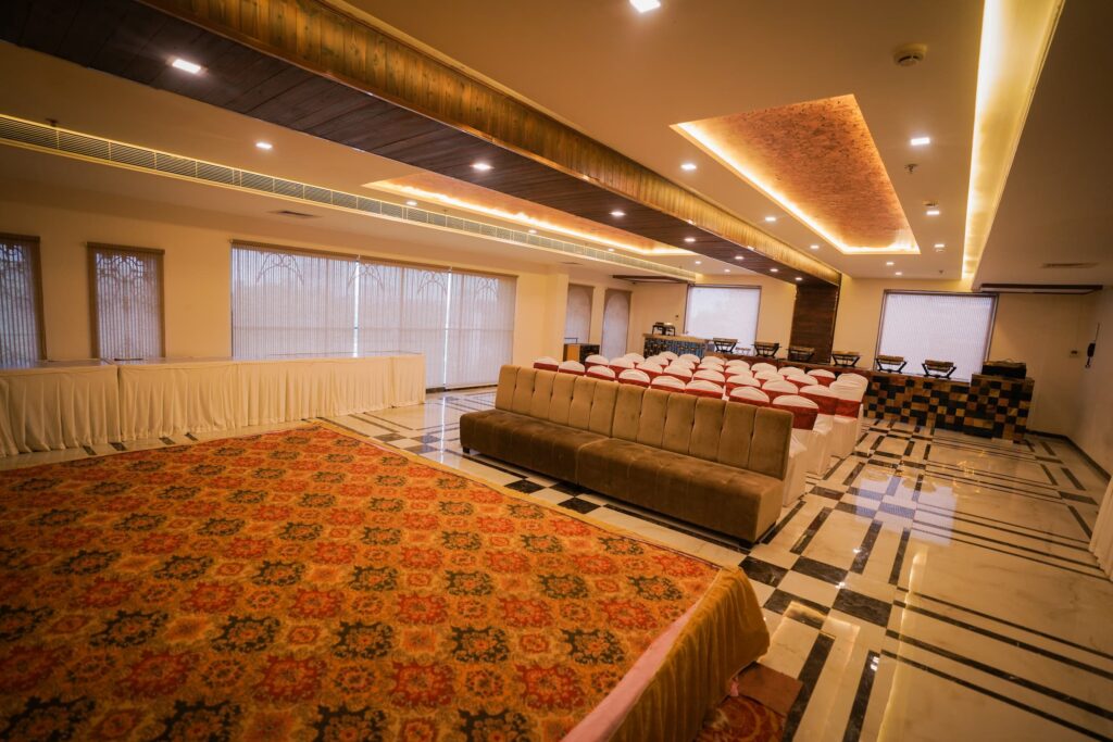 Banquet Hall - Hotel Idhayan Palace